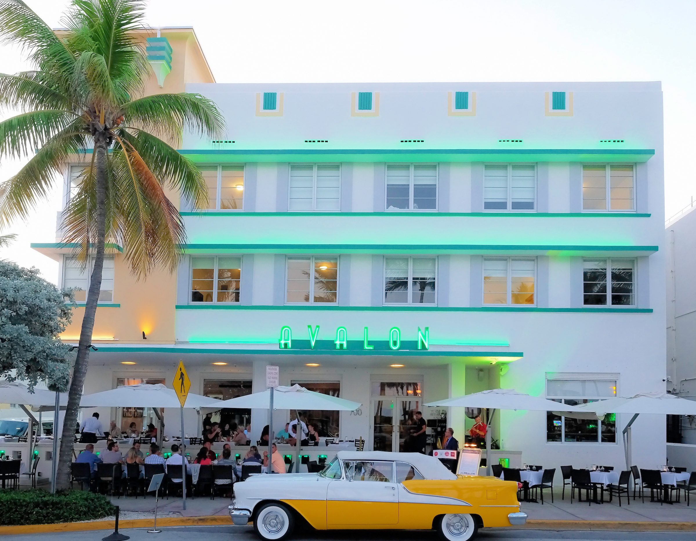 Official Site: Family Friendly South Beach Hotels on Ocean Drive ...